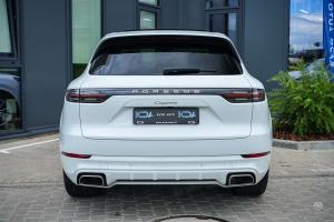 Balts Porsche Cayenne 2022 Kauņa, ar dzinēja tilpumu 3.00 L un nobraukumu 32 tūkst. km par 59950 €, foto 13 vietnē AUTOMOTO.COM.LV
