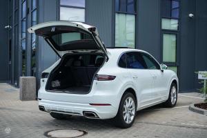 Balts Porsche Cayenne 2022 Kauņa, ar dzinēja tilpumu 3.00 L un nobraukumu 32 tūkst. km par 59950 €, foto 15 vietnē AUTOMOTO.COM.LV