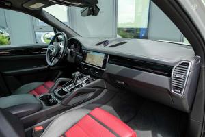 Balts Porsche Cayenne 2022 Kauņa, ar dzinēja tilpumu 3.00 L un nobraukumu 32 tūkst. km par 59950 €, foto 43 vietnē AUTOMOTO.COM.LV