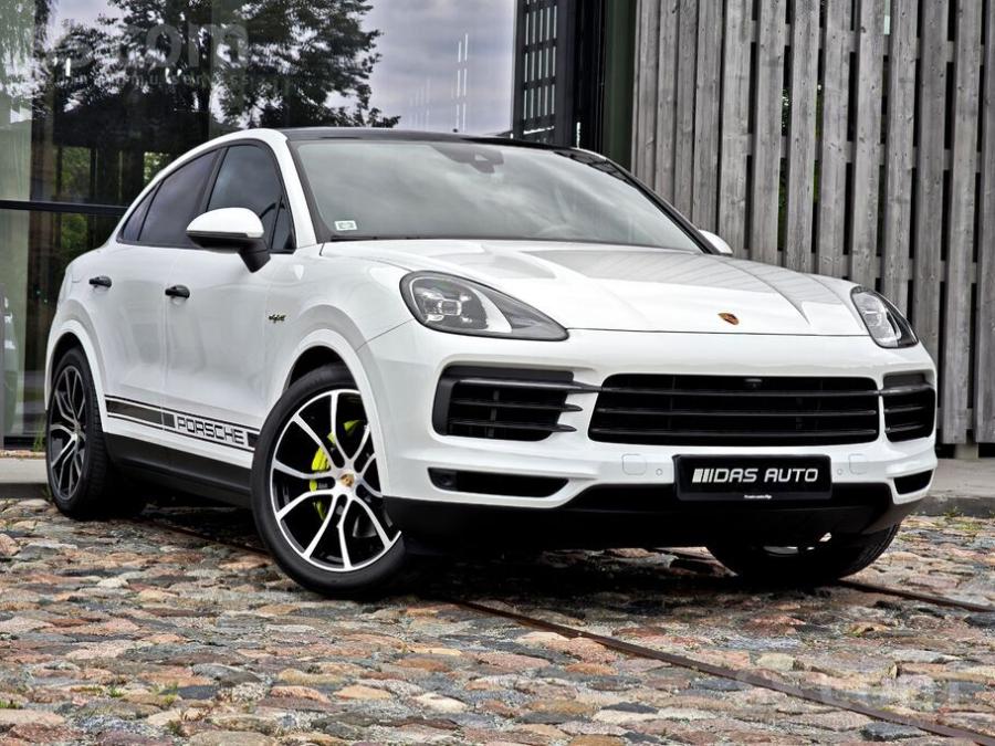 Balts Porsche Cayenne 2022 Rīga, ar dzinēja tilpumu 3.00 L un nobraukumu 40 tūkst. km par 74444 €, foto 3 vietnē AUTOMOTO.COM.LV