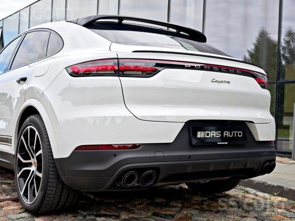 Porsche Cayenne 2022 in Riga on AUTOMOTO.COM.LV White Porsche Cayenne 2022 in Riga, with an engine capacity of 3.00 L and mileage of 40 thousand km for 74444 β¬, photo 10 on AUTOMOTO.COM.LV