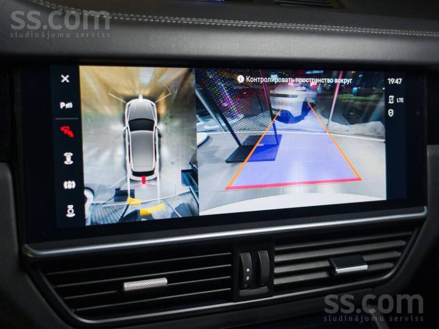 Balts Porsche Cayenne 2023 Rīga, ar dzinēja tilpumu 3.00 L un nobraukumu 40 tūkst. km par 75900 €, foto 33 vietnē AUTOMOTO.COM.LV