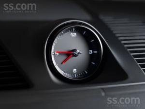 Balts Porsche Cayenne 2023 Rīga, ar dzinēja tilpumu 3.00 L un nobraukumu 40 tūkst. km par 75900 €, foto 35 vietnē AUTOMOTO.COM.LV