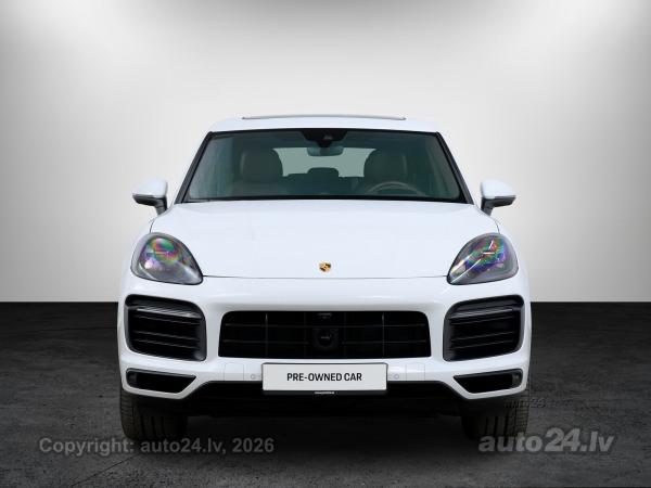 White Porsche Cayenne 2023 in Tallinn, with an engine capacity of 3.00 L and mileage of 53 thousand km for 76000 €, photo 2 on AUTOMOTO.COM.LV