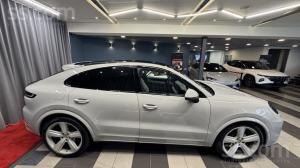 Balts Porsche Cayenne 2023 Rīga, ar dzinēja tilpumu 3.00 L un nobraukumu 95 tūkst. km par 85990 €, foto 5 vietnē AUTOMOTO.COM.LV