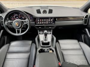 Balts Porsche Cayenne 2023 Rīga, ar dzinēja tilpumu 3.00 L un nobraukumu 82 tūkst. km par 70900 €, foto 14 vietnē AUTOMOTO.COM.LV