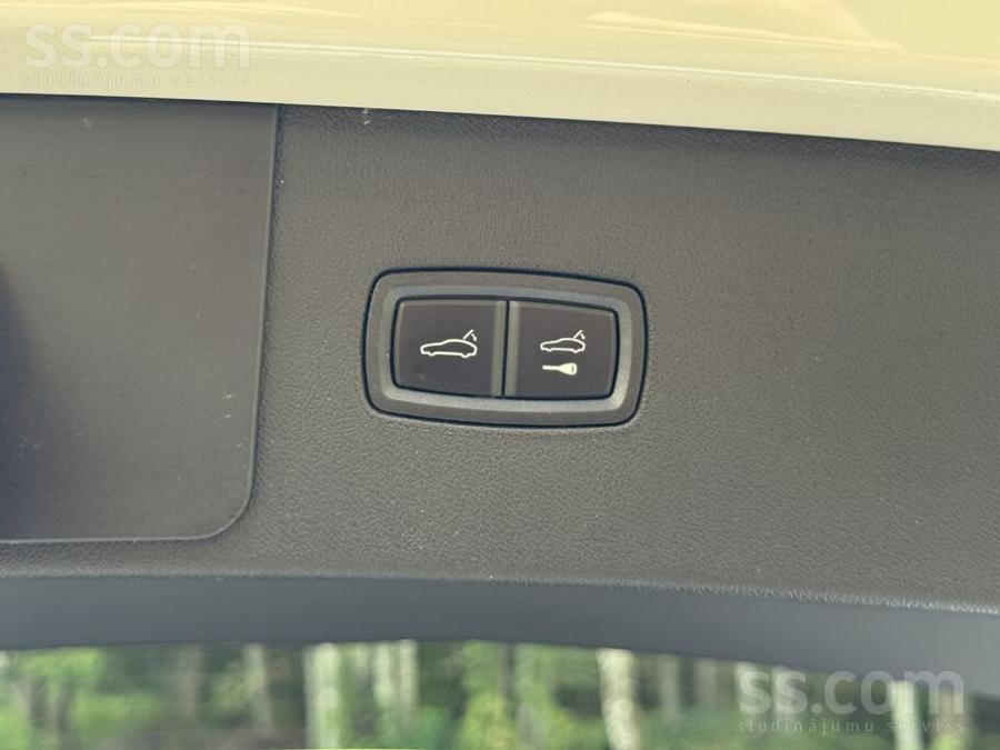 Balts Porsche Cayenne 2023 Rīga, ar dzinēja tilpumu 3.00 L un nobraukumu 82 tūkst. km par 70900 €, foto 30 vietnē AUTOMOTO.COM.LV