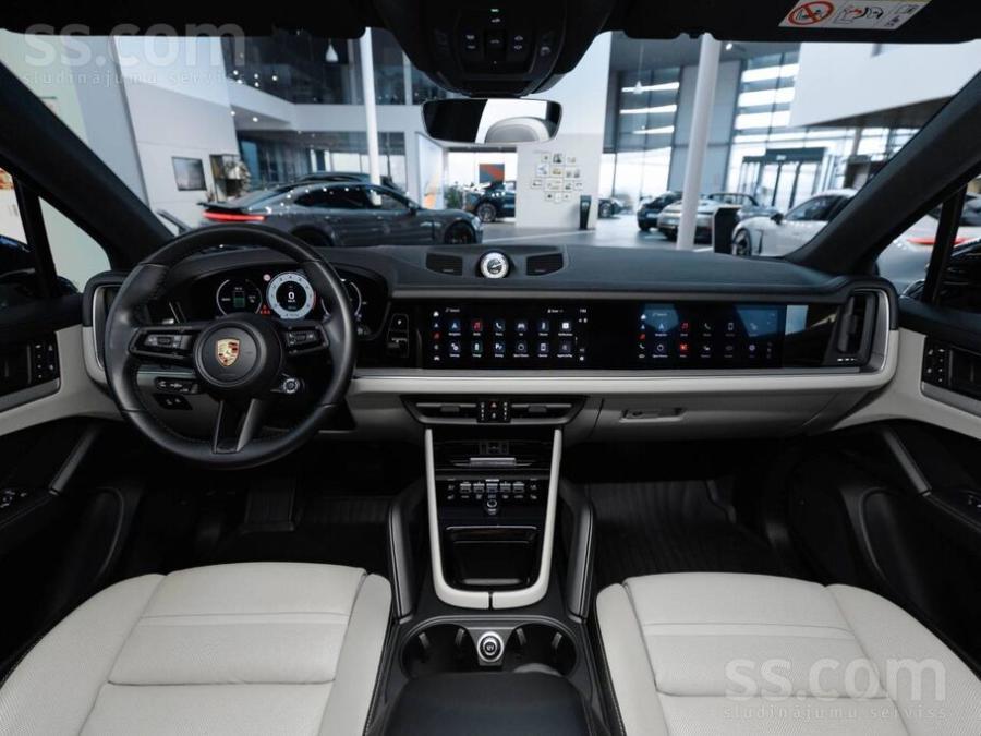 White Porsche Cayenne 2024 in Riga, with an engine capacity of 3.00 L and mileage of 95 thousand km for 85900 €, photo 6 on AUTOMOTO.COM.LV