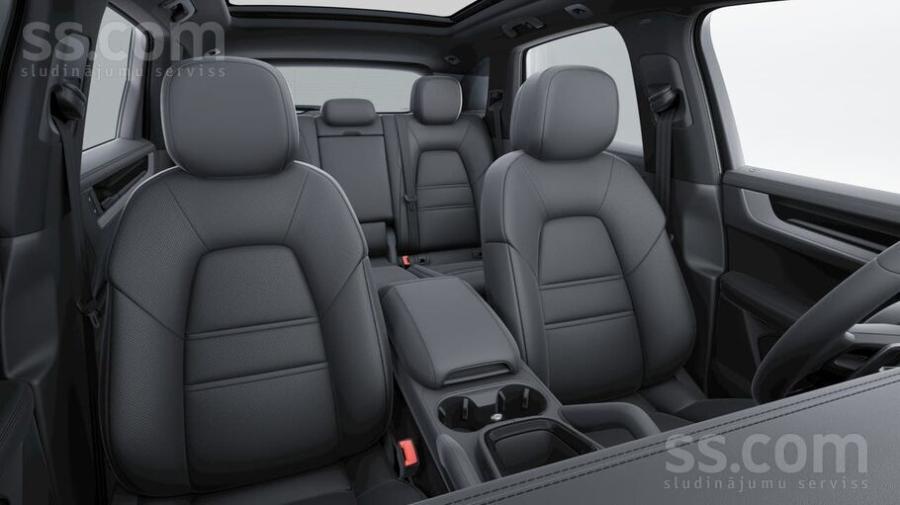 Balts Porsche Cayenne 2025 Rīga, ar dzinēja tilpumu 3.00 L un nobraukumu 13 tūkst. km par 98000 €, foto 11 vietnē AUTOMOTO.COM.LV