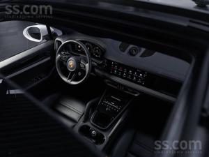 Balts Porsche Cayenne 2025 Rīga, ar dzinēja tilpumu 3.00 L un nobraukumu 13 tūkst. km par 93990 €, foto 22 vietnē AUTOMOTO.COM.LV