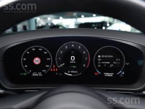 Balts Porsche Cayenne 2025 Rīga, ar dzinēja tilpumu 3.00 L un nobraukumu 13 tūkst. km par 93990 €, foto 33 vietnē AUTOMOTO.COM.LV
