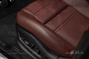 Balts Porsche Cayenne 2025 Rīga, ar dzinēja tilpumu 4.00 L un nobraukumu 24 tūkst. km par 169900 €, foto 17 vietnē AUTOMOTO.COM.LV