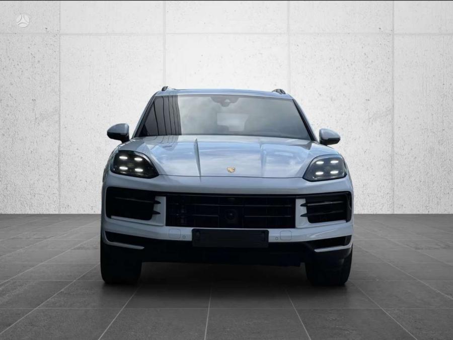 Balts Porsche Cayenne 2025 Viļņa, ar dzinēja tilpumu 3.00 L un nobraukumu 23 tūkst. km par 107000 €, foto 3 vietnē AUTOMOTO.COM.LV