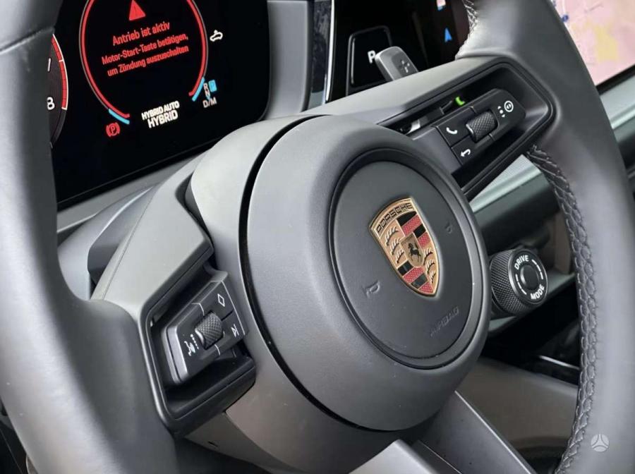 Balts Porsche Cayenne 2025 Viļņa, ar dzinēja tilpumu 3.00 L un nobraukumu 23 tūkst. km par 107000 €, foto 9 vietnē AUTOMOTO.COM.LV