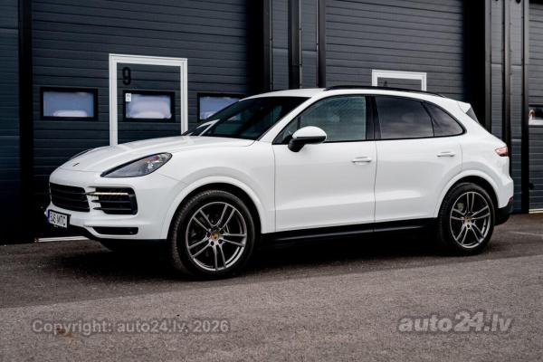 Balts Porsche Cayenne 2018 Tallina, ar dzinēja tilpumu 3.00 L un nobraukumu 120 tūkst. km par 40990 €, foto 2 vietnē AUTOMOTO.COM.LV