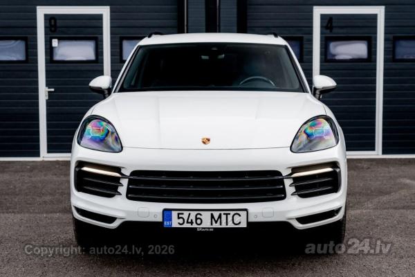 Balts Porsche Cayenne 2018 Tallina, ar dzinēja tilpumu 3.00 L un nobraukumu 120 tūkst. km par 40990 €, foto 8 vietnē AUTOMOTO.COM.LV