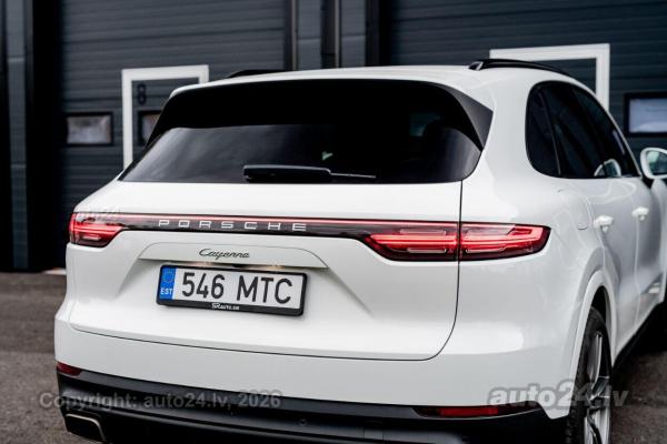 Balts Porsche Cayenne 2018 Tallina, ar dzinēja tilpumu 3.00 L un nobraukumu 120 tūkst. km par 40990 €, foto 10 vietnē AUTOMOTO.COM.LV