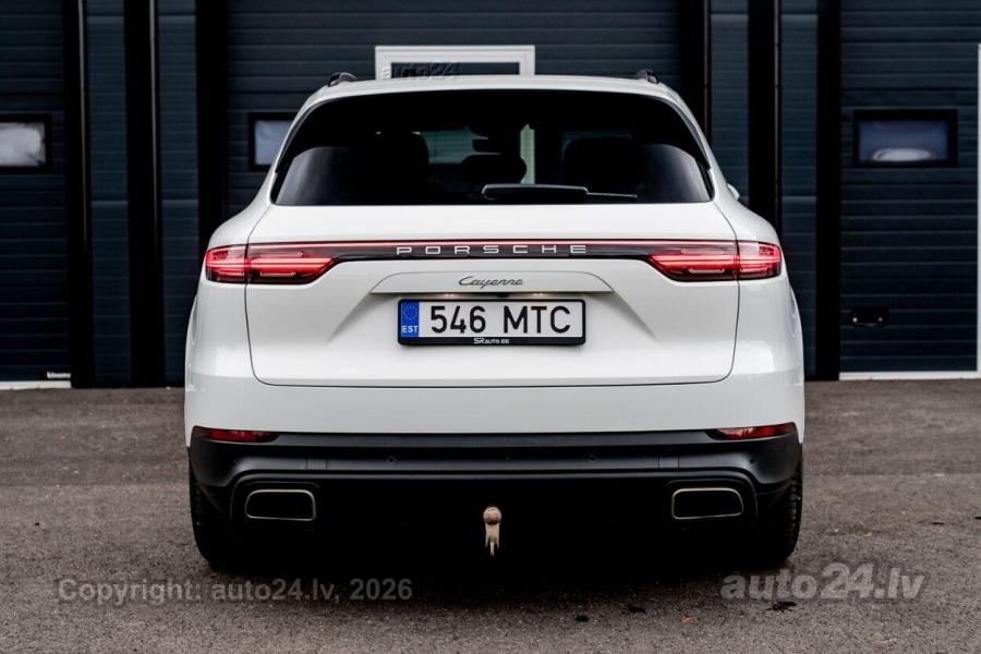 Balts Porsche Cayenne 2018 Tallina, ar dzinēja tilpumu 3.00 L un nobraukumu 120 tūkst. km par 40990 €, foto 12 vietnē AUTOMOTO.COM.LV
