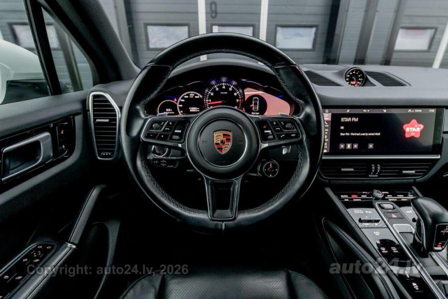 Balts Porsche Cayenne 2018 Tallina, ar dzinēja tilpumu 3.00 L un nobraukumu 120 tūkst. km par 40990 €, foto 16 vietnē AUTOMOTO.COM.LV