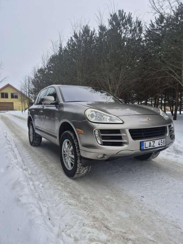 Dzeltens Porsche Cayenne 2008 Tauragė, ar dzinēja tilpumu 4.81 L un nobraukumu 214 tūkst. km par 7500 €, foto 2 vietnē AUTOMOTO.COM.LV