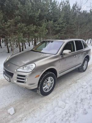 Dzeltens Porsche Cayenne 2008 Tauragė, ar dzinēja tilpumu 4.81 L un nobraukumu 214 tūkst. km par 7500 €, foto 12 vietnē AUTOMOTO.COM.LV