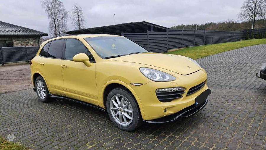Dzeltens Porsche Cayenne 2011 Viļņa, ar dzinēja tilpumu 4.81 L un nobraukumu 274 tūkst. km par 15000 €, foto 5 vietnē AUTOMOTO.COM.LV