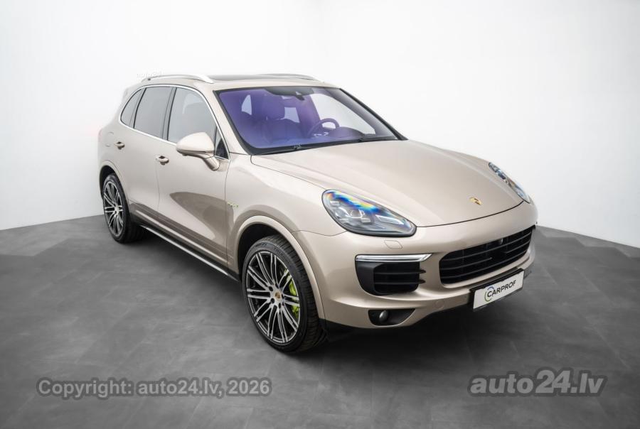 Dzeltens Porsche Cayenne 2016 Tallina, ar dzinēja tilpumu 3.00 L un nobraukumu 139 tūkst. km par 24999 €, foto 4 vietnē AUTOMOTO.COM.LV