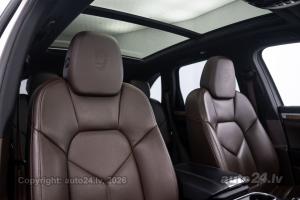 Dzeltens Porsche Cayenne 2016 Tallina, ar dzinēja tilpumu 3.00 L un nobraukumu 139 tūkst. km par 24999 €, foto 14 vietnē AUTOMOTO.COM.LV
