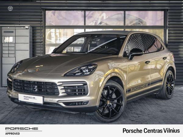 Yellow Porsche Cayenne 2019 in Vilnius, with an engine capacity of 2.89 L and mileage of 132 thousand km for 63911 €, photo 1 on AUTOMOTO.COM.LV