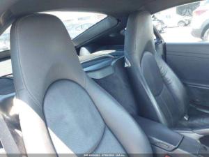 Black Porsche Cayman 2007 in Klaipeda, with an engine capacity of 3.39 L and mileage of 101 thousand km for 11000 €, photo 9 on AUTOMOTO.COM.LV