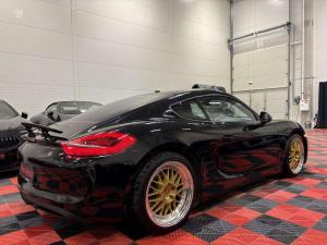 Black Porsche Cayman 2014 in Vilnius, with an engine capacity of 2.71 L and mileage of 148 thousand km for 32550 €, photo 5 on AUTOMOTO.COM.LV