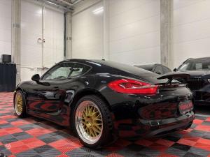 Black Porsche Cayman 2014 in Vilnius, with an engine capacity of 2.71 L and mileage of 148 thousand km for 32550 €, photo 7 on AUTOMOTO.COM.LV