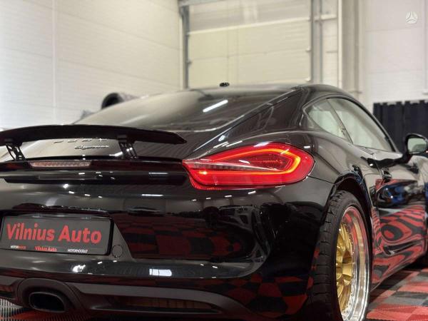 Melns Porsche Cayman 2014 Viļņa, ar dzinēja tilpumu 2.71 L un nobraukumu 148 tūkst. km par 32550 €, foto 8 vietnē AUTOMOTO.COM.LV