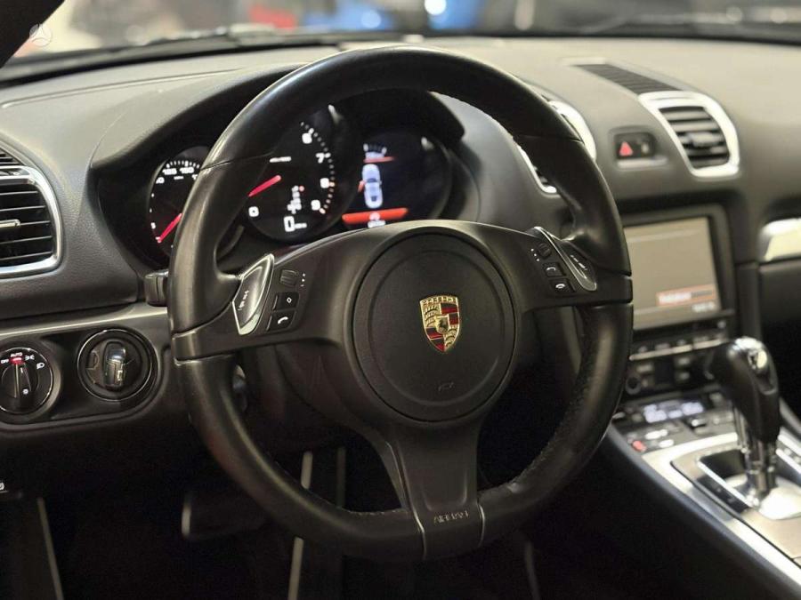 Black Porsche Cayman 2014 in Vilnius, with an engine capacity of 2.71 L and mileage of 148 thousand km for 32550 €, photo 21 on AUTOMOTO.COM.LV