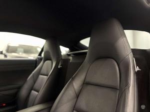 Melns Porsche Cayman 2014 Viļņa, ar dzinēja tilpumu 2.71 L un nobraukumu 148 tūkst. km par 31990 €, foto 15 vietnē AUTOMOTO.COM.LV