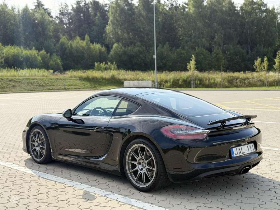 Black Porsche Cayman 2015 in Vilnius, with an engine capacity of 2.71 L and mileage of 75 thousand km for 35000 €, photo 6 on AUTOMOTO.COM.LV