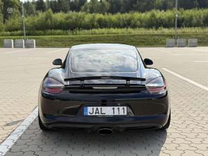 Black Porsche Cayman 2015 in Vilnius, with an engine capacity of 2.71 L and mileage of 75 thousand km for 35000 €, photo 7 on AUTOMOTO.COM.LV