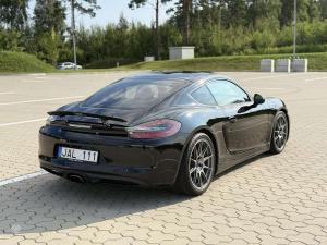 Black Porsche Cayman 2015 in Vilnius, with an engine capacity of 2.71 L and mileage of 75 thousand km for 35000 €, photo 8 on AUTOMOTO.COM.LV