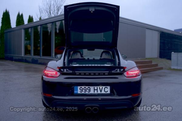 Black Porsche Cayman 2018 in Tallinn, with an engine capacity of 2.00 L and mileage of 81 thousand km for 54900 €, photo 5 on AUTOMOTO.COM.LV