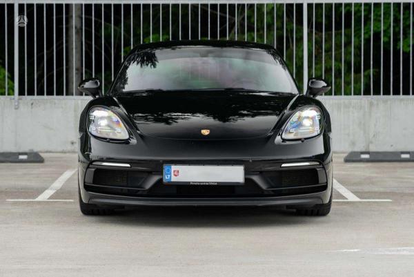Melns Porsche Cayman 2019 Viļņa, ar dzinēja tilpumu 2.50 L un nobraukumu 58 tūkst. km par 58000 €, foto 3 vietnē AUTOMOTO.COM.LV