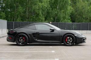 Melns Porsche Cayman 2019 Viļņa, ar dzinēja tilpumu 2.50 L un nobraukumu 58 tūkst. km par 58000 €, foto 5 vietnē AUTOMOTO.COM.LV
