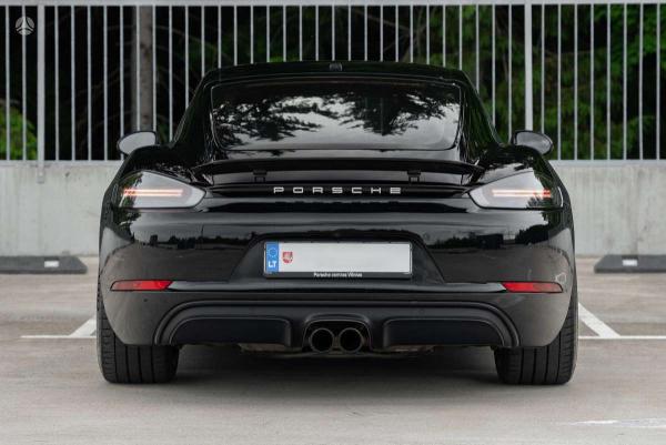 Black Porsche Cayman 2019 in Vilnius, with an engine capacity of 2.50 L and mileage of 58 thousand km for 58000 €, photo 5 on AUTOMOTO.COM.LV