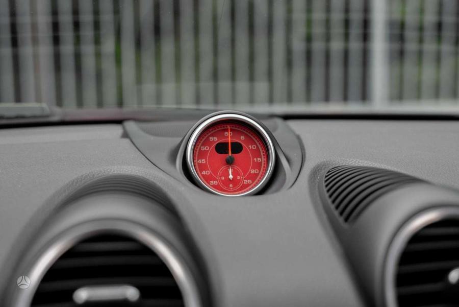 Melns Porsche Cayman 2019 Viļņa, ar dzinēja tilpumu 2.50 L un nobraukumu 58 tūkst. km par 58000 €, foto 23 vietnē AUTOMOTO.COM.LV