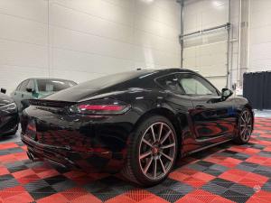 Melns Porsche Cayman 2019 Viļņa, ar dzinēja tilpumu 1.99 L un nobraukumu 82 tūkst. km par 49990 €, foto 5 vietnē AUTOMOTO.COM.LV