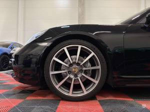 Melns Porsche Cayman 2019 Viļņa, ar dzinēja tilpumu 1.99 L un nobraukumu 82 tūkst. km par 49990 €, foto 10 vietnē AUTOMOTO.COM.LV