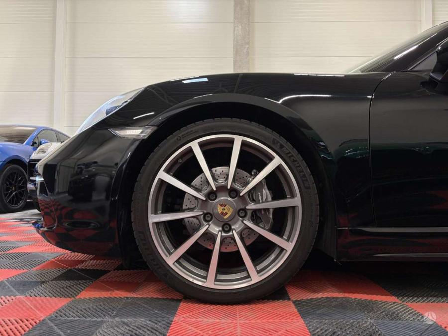 Melns Porsche Cayman 2019 Viļņa, ar dzinēja tilpumu 1.99 L un nobraukumu 82 tūkst. km par 49990 €, foto 10 vietnē AUTOMOTO.COM.LV