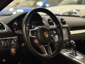 Melns Porsche Cayman 2019 Viļņa, ar dzinēja tilpumu 1.99 L un nobraukumu 82 tūkst. km par 49990 €, foto 21 vietnē AUTOMOTO.COM.LV