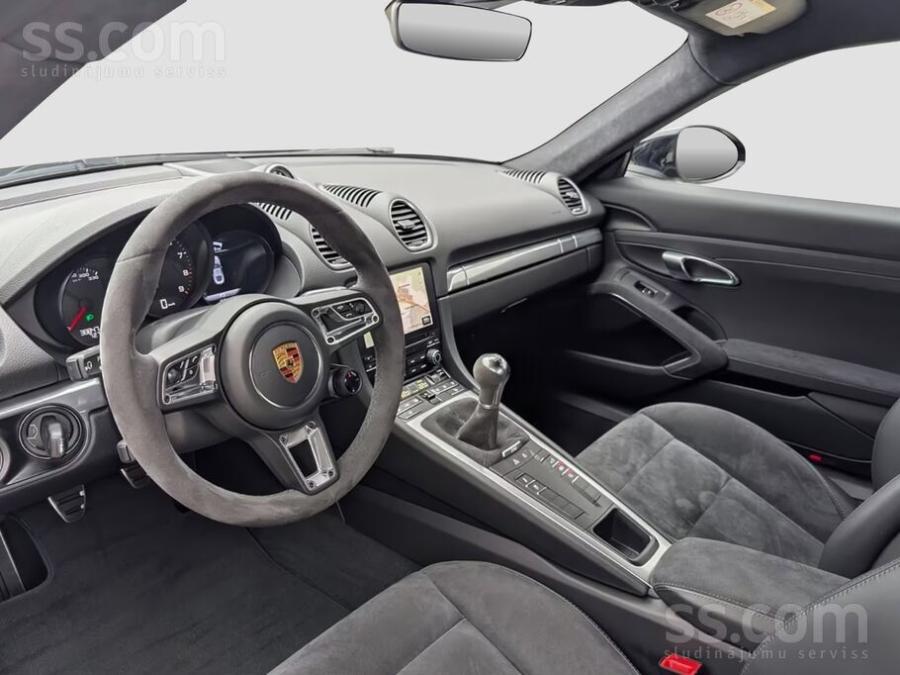 Black Porsche Cayman 2021 in Riga, with an engine capacity of 4.00 L and mileage of 40 thousand km for 89990 €, photo 6 on AUTOMOTO.COM.LV