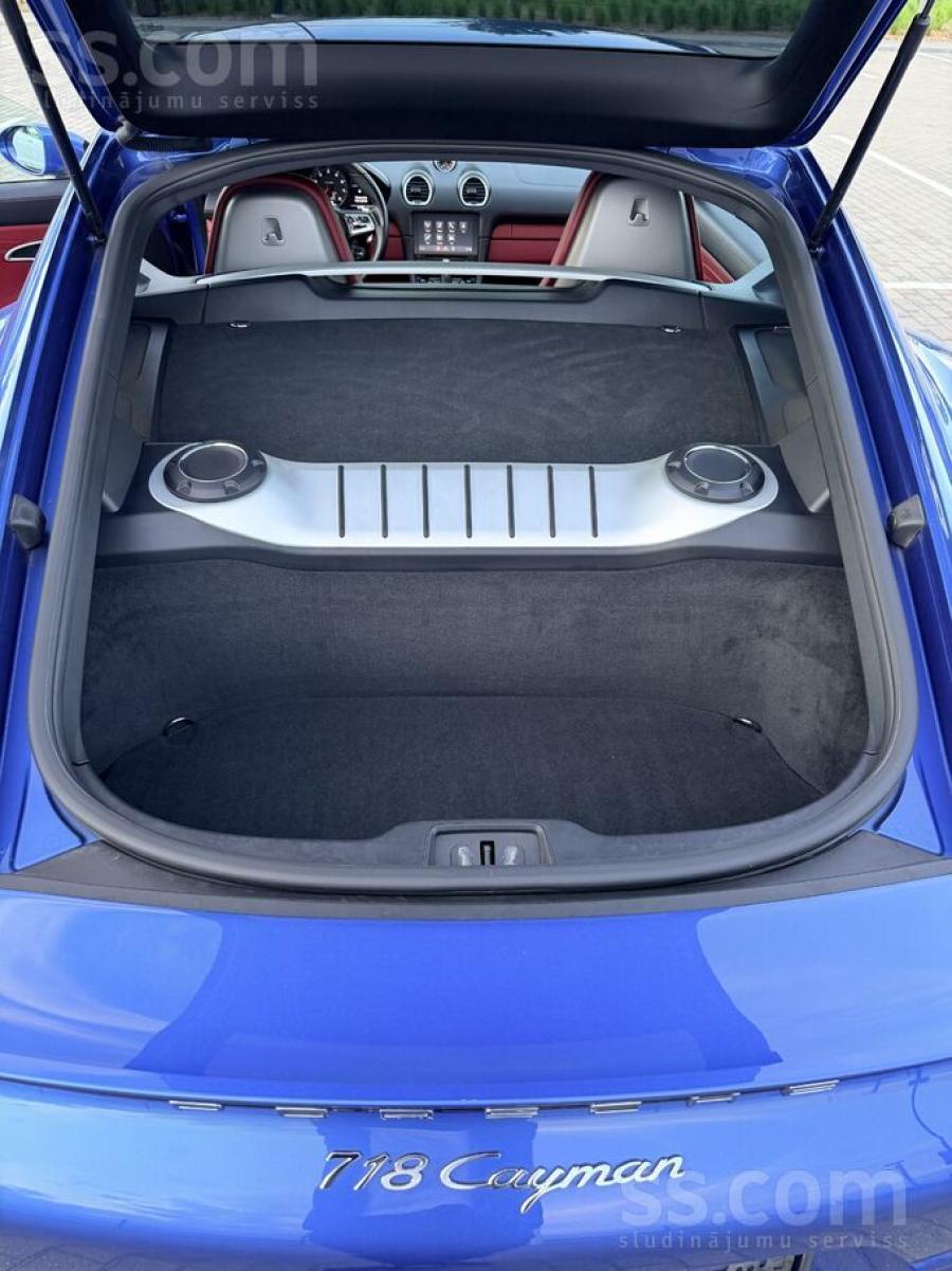 Blue Porsche Cayman 2019 in Riga, with an engine capacity of 2.00 L and mileage of 77 thousand km for 51900 €, photo 12 on AUTOMOTO.COM.LV