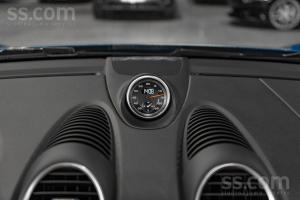Blue Porsche Cayman 2019 in Riga, with an engine capacity of 2.00 L and mileage of 78 thousand km for 55000 €, photo 21 on AUTOMOTO.COM.LV